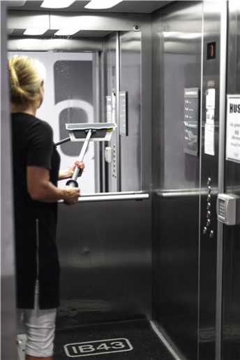 Vikan Easyshine Indoor Window Cleaning Kit | Xline Systems