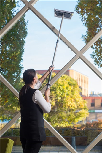 Vikan Easyshine Indoor Window Cleaning Kit | Xline Systems