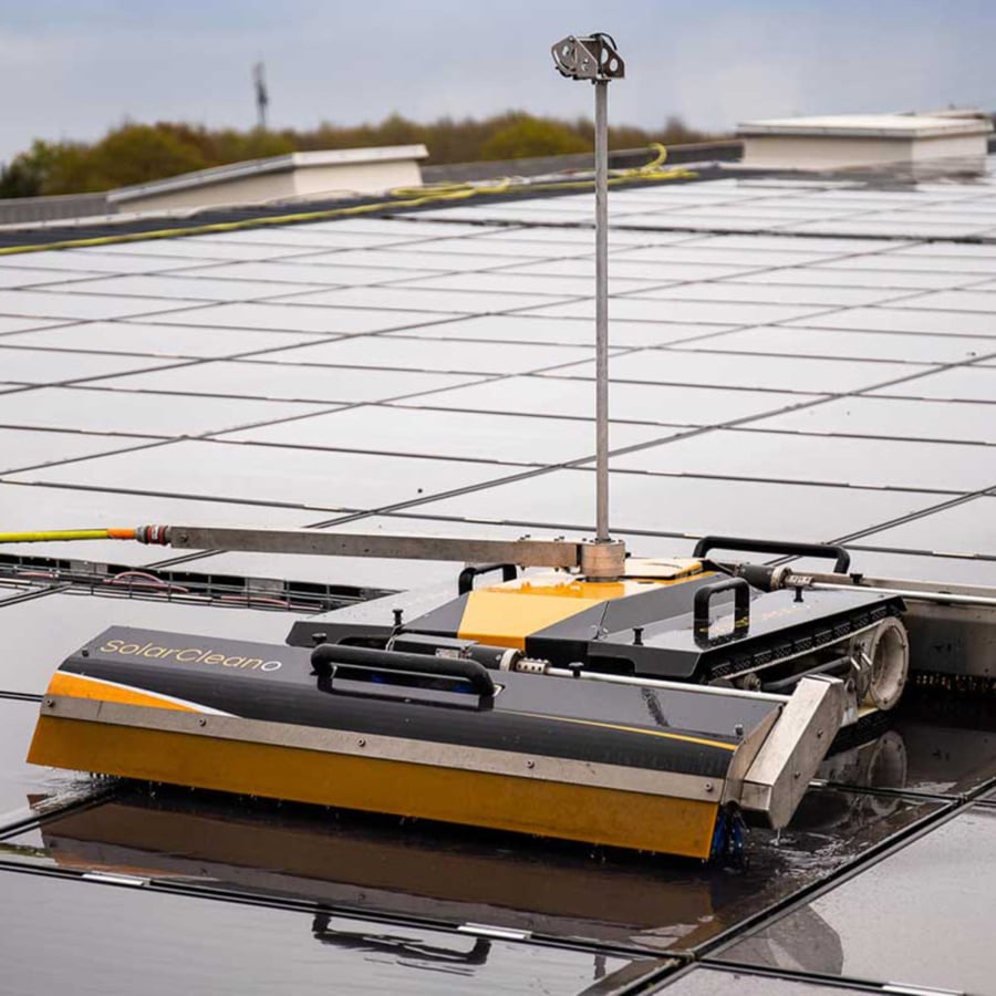F1 - Solar Cleaning Robot | Xline Systems