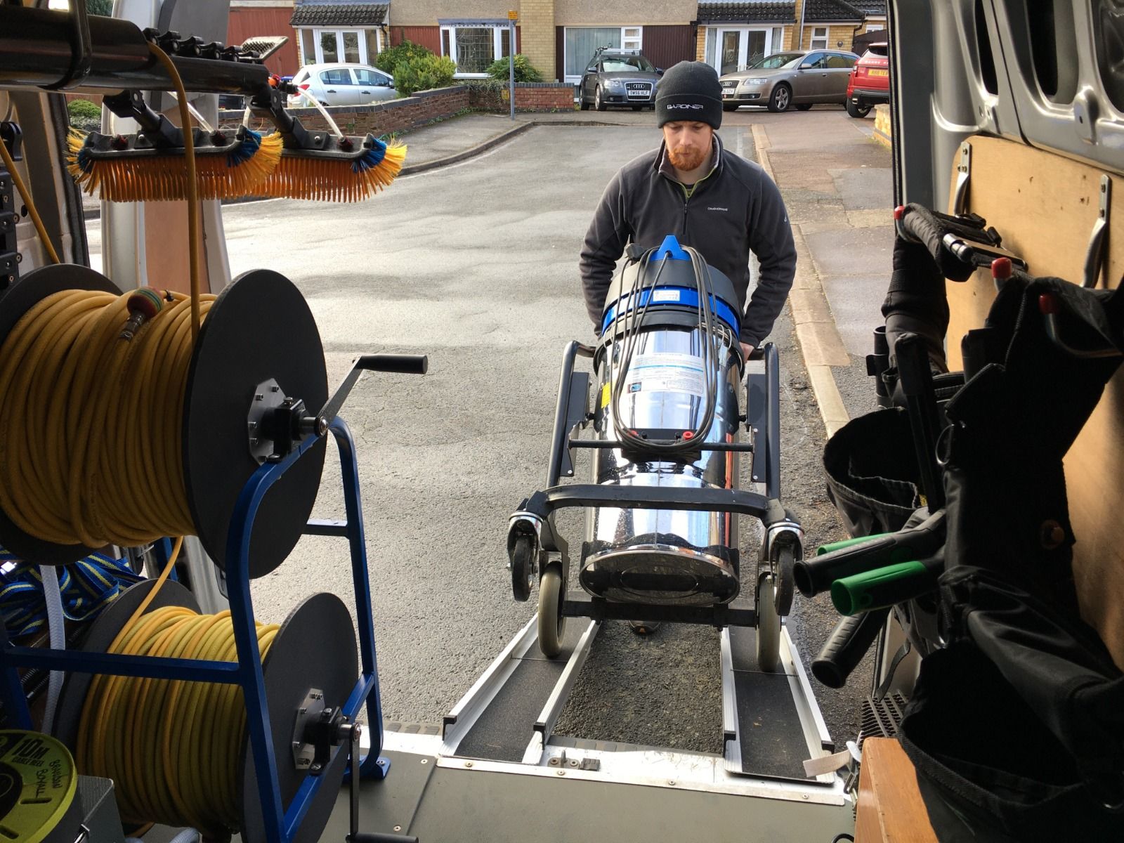 Telescopic Gutter Vac Ramps With Surface Grip | Xline Systems